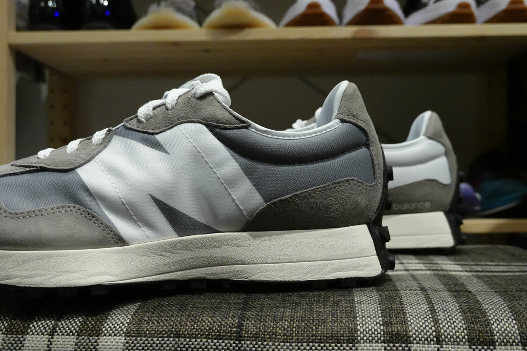 New Balance MS327LAB – Navy Selected